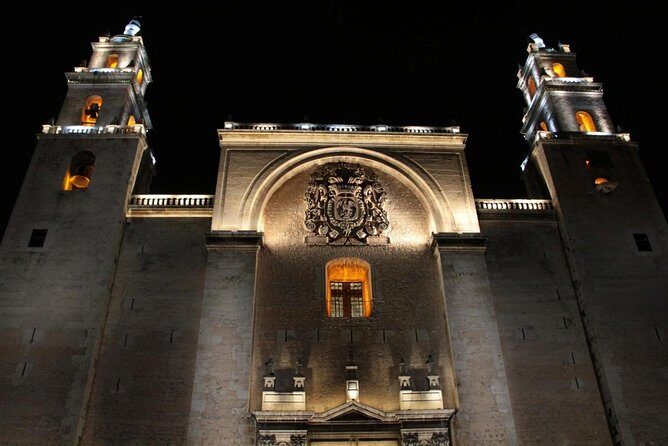 Private City tour Merida History plus Local Antojitos Tasting - Introducing the Private City Tour Mérida: A Blend of History and Flavor