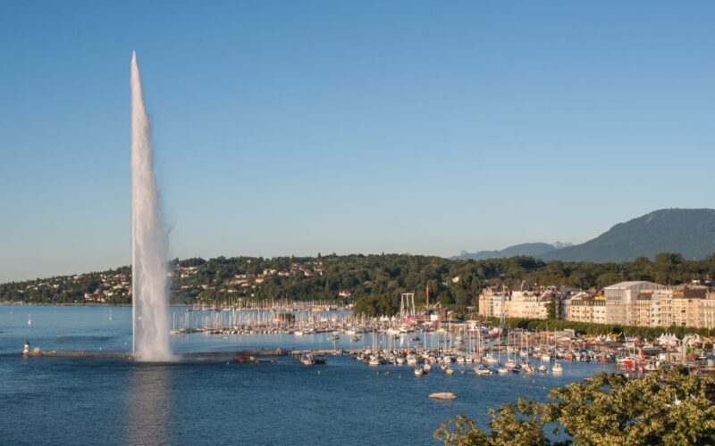 Private City Tour of Geneva - FAQs