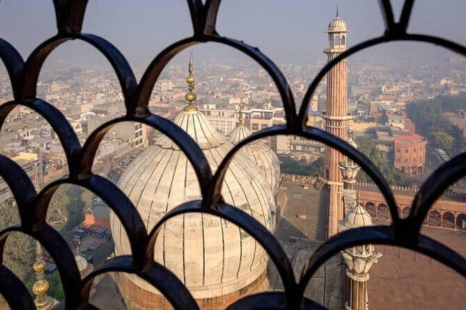 Private City Tour of Old Delhi With Rickshaw Ride - The Sum Up