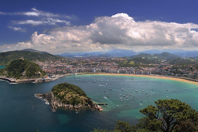 Private City Tour of San Sebastian with introduction to Pintxos Culture - Key Points