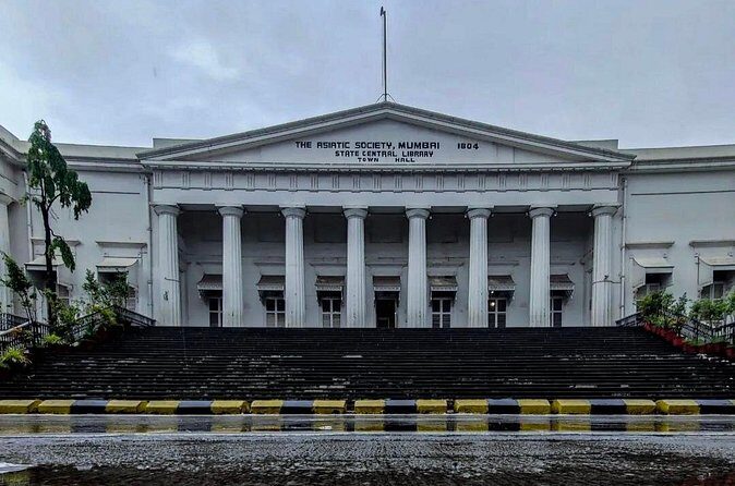 Private City Tour With Guide & Transport - FAQs