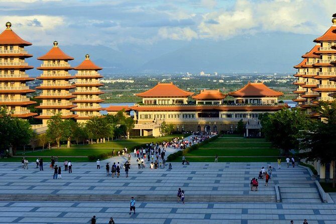 Private Classic Kaohsiung Day Tour - Who Is This Tour Best Suited For?