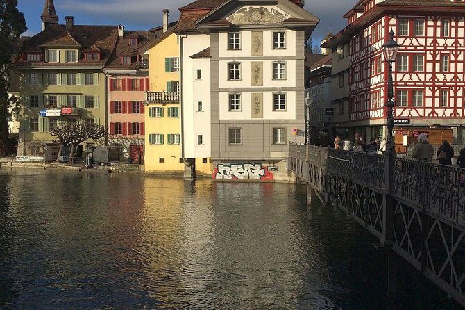 Private Classic Lucerne City Walk - FAQs