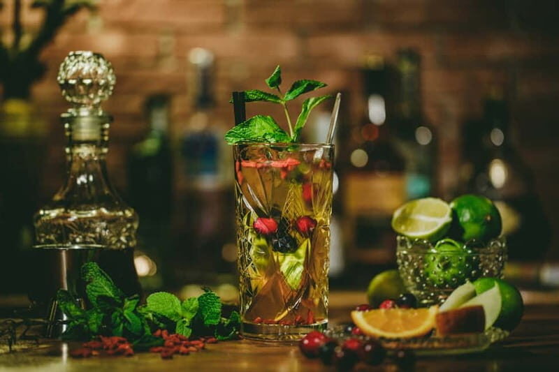 Private Cocktail Making Workshop in Larnaca - An In-Depth Look at the Cocktail Workshop Experience