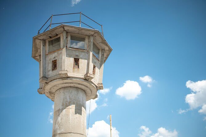Private Cold War Berlin Tour - An In-Depth Look at the Cold War Berlin Tour