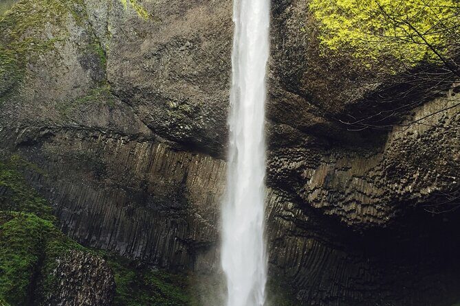 Private - Columbia River Gorge Waterfalls and Wine Tour - Who Should Consider This Tour?
