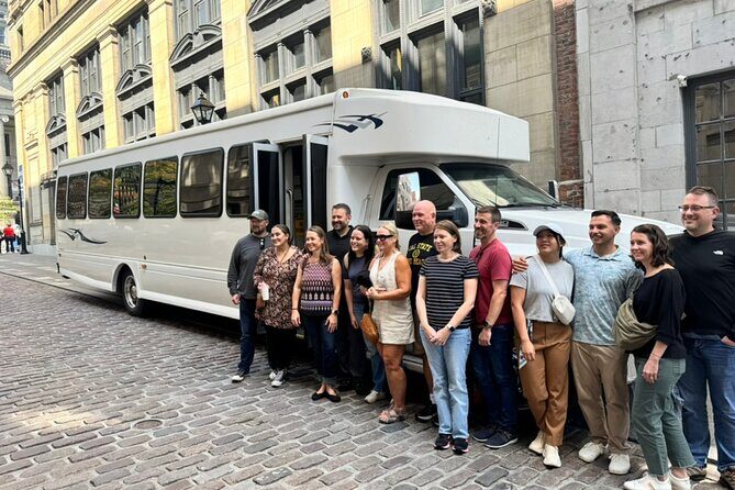 Private Corporate Party Bus Tour of Montréal - Key Points