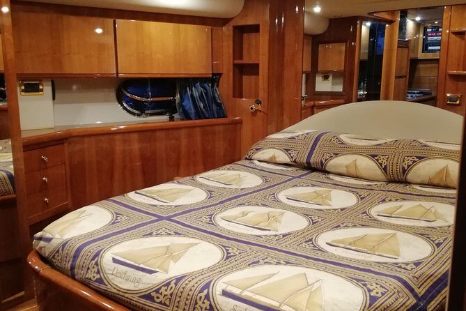 Private Cruise around Capri - yacht 50' - Practical Details and Considerations