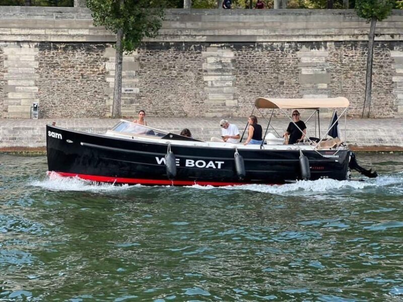 Private Cruise in Paris - FAQs