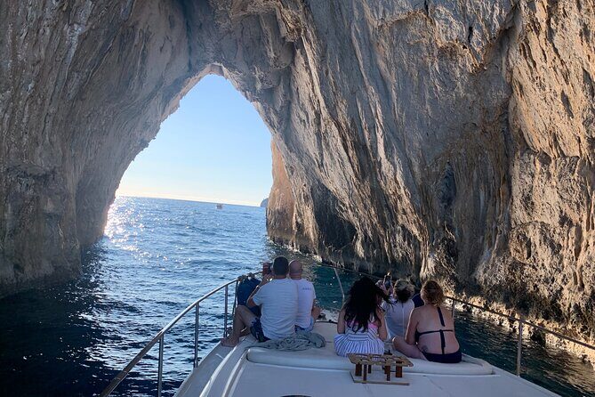 Private Cruise to Capri and Amalfi Coast from Sorrento or Capri - yacht 50' - FAQ