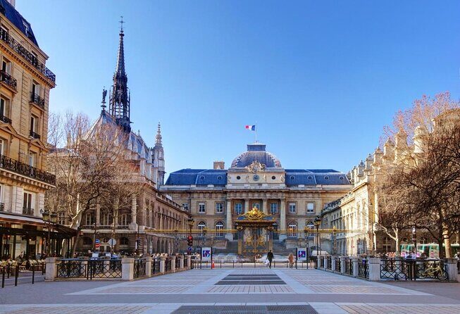 Private cruise with Paris water way - Key Points
