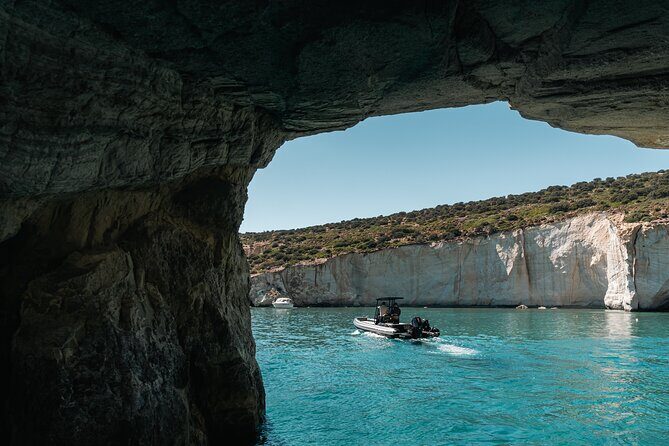 Private Cruise with Speedboat: Kleftiko- Sarakiniko- Sykia cave - Introduction: A Private Speedboat Adventure in Milos