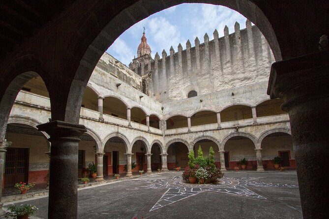 Private Cuernavaca and Taxco Day Trip from Mexico City - FAQs
