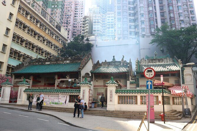 Private custom layover tour of Hong Kong - 7 hours - Frequently Asked Questions