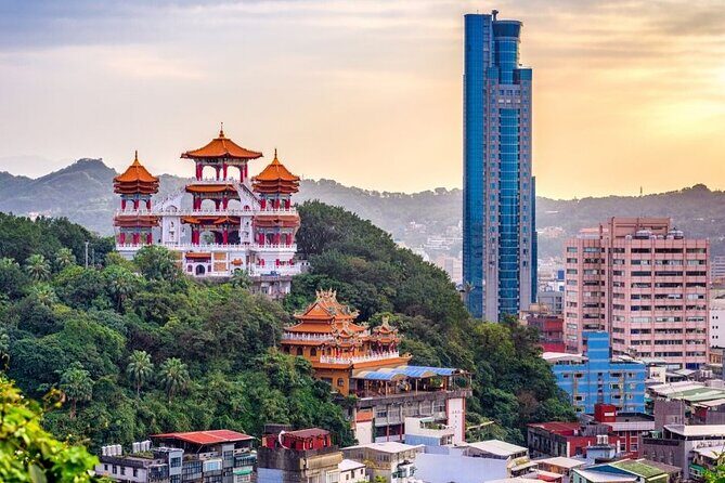 Private Custom Tour with a Local Guide in Taipei - Authenticity and Real-Life Experiences