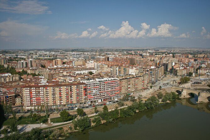 Private custom tour with a local guide Zaragoza - What Makes This Tour Special?