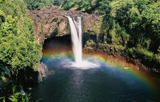 Private Custom Van Full-Day Guided Tour on Big Island of Hawaii - Key Points