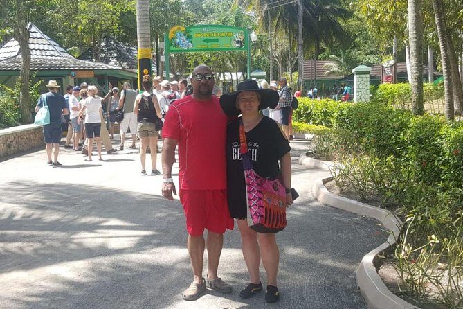 Private & Customize Tour to Bob Marley's Nine Mile and Dunn's River Falls - An In-Depth Look at the Tour