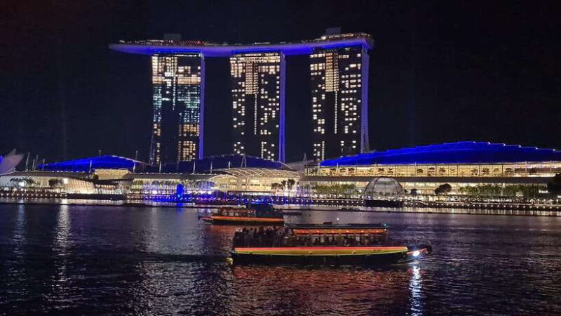 Private Customized Singapore Walking Tour - Exploring the Civic District and Beyond