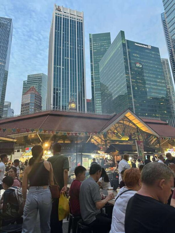 Private Customized Singapore Walking Tour - Chinatown: A Fusion of Old and New