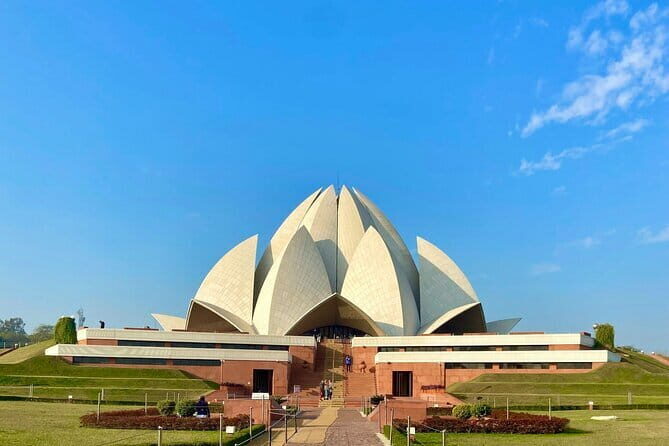 Private Customized Tour Of Old/New Delhi Spiritual Sites - The Sum Up