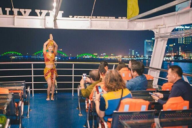 Private Da Nang Night Tour City Sights, Local Markets & Cruise - FAQs