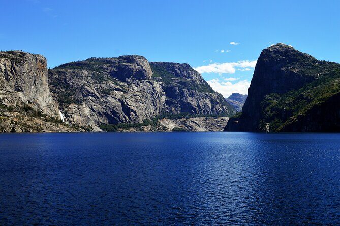 Private Day Hike of Hetch Hetchy and Wapama Falls - An In-Depth Look at the Hetch Hetchy and Wapama Falls Hike