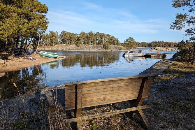 Private Day Road Trip from Helsinki: Raseborg, Fagervik, Porkkala - Discovering Raseborg Castle – A Blend of Ruins and Restoration