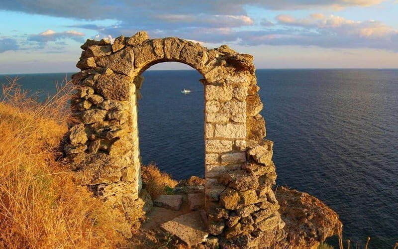 Private Day Tour: Aladzha Monastery, Balchik, & Kaliakra - An Introduction to Bulgaria’s Coastal Treasures