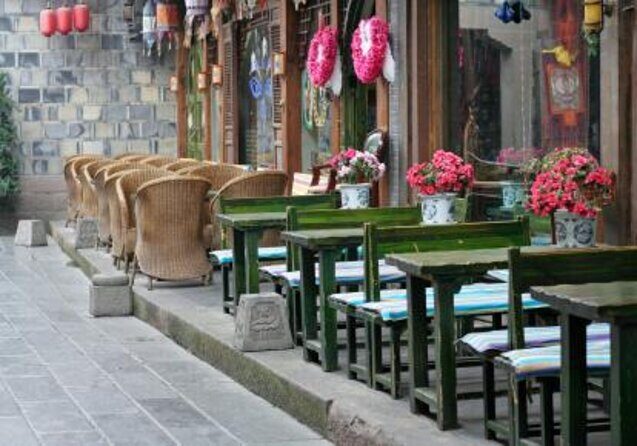 Private Day Tour: Chengdu Panda Base & downtown walking tour - Key Points