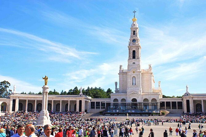 Private day tour Fatima and Obidos from Lisbon - An In-Depth Look at the Experience