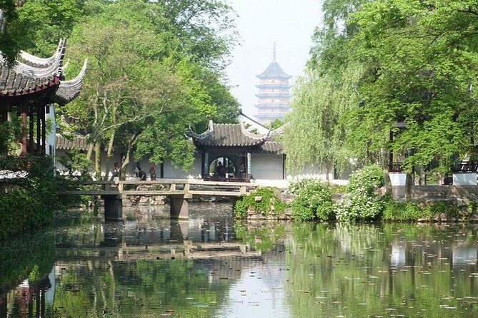 Private Day Tour: Gardens and Old Street in Suzhou with Hotel or Railway Station Transfer - A Detailed Look at the Suzhou Garden and Old Street Experience