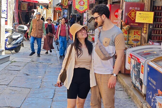 Private day tour :Guilin-LiRiver bamboo boat-Yangshuo Highlights - An In-Depth Look at the Guilin-Li River & Yangshuo Highlights Tour