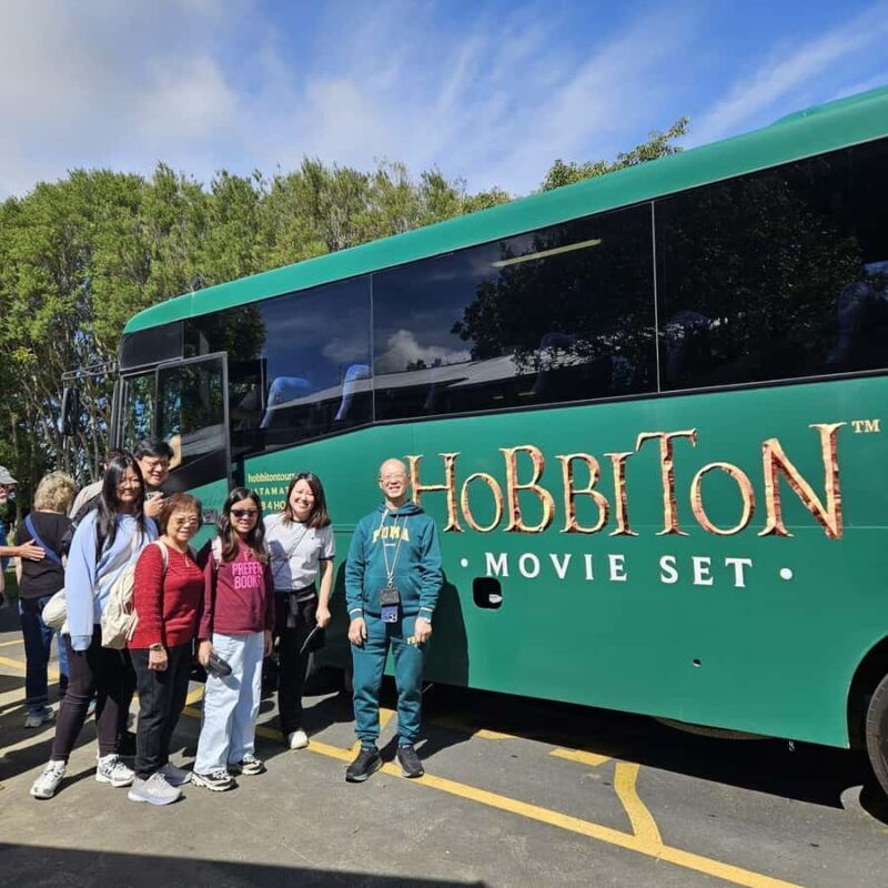 Private Day Tour - Hobbiton Movie Set, Rotorua & Treewalks - A Closer Look at the Itinerary