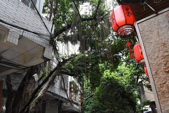 Private Day Tour in Guangzhou College Town - FAQ