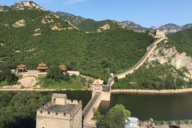 Private Day Tour: Juyongguan Great Wal & Hutong Rickshaw Tour with Local Lunch - Logistics and Practicalities