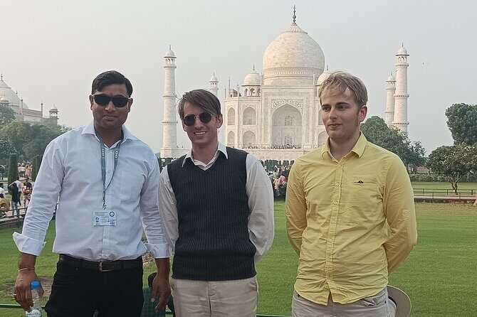Private Day Tour Of Tajmahal From Chennai With Car,Entrances,Meal - FAQ