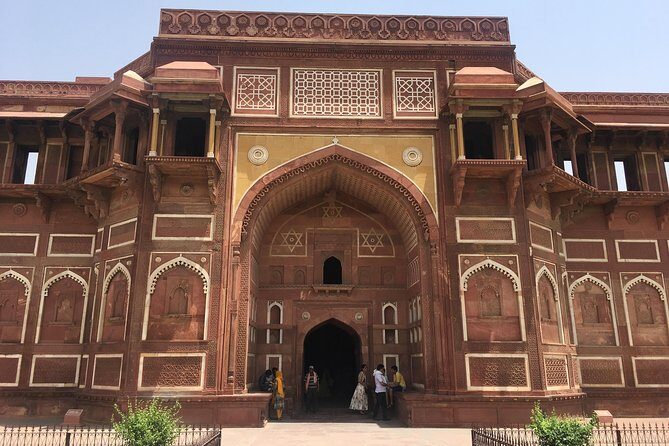 Private Day Tour of Tajmahal from Delhi With Fatehpur Sikri - Final Thoughts: Who Should Consider This Tour?