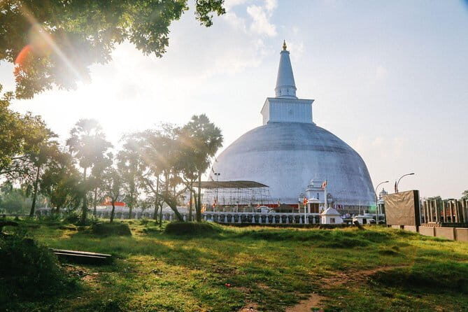 Private day tour to Anuradhapura from Kandy - Practical tips for travelers