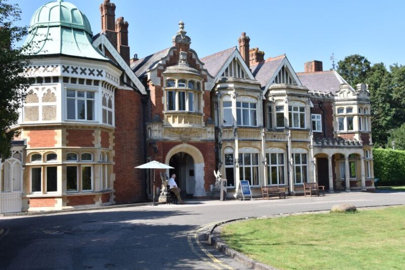 Private Day Tour to Bletchley Park. - A Practical Guide to Your Bletchley Park Experience
