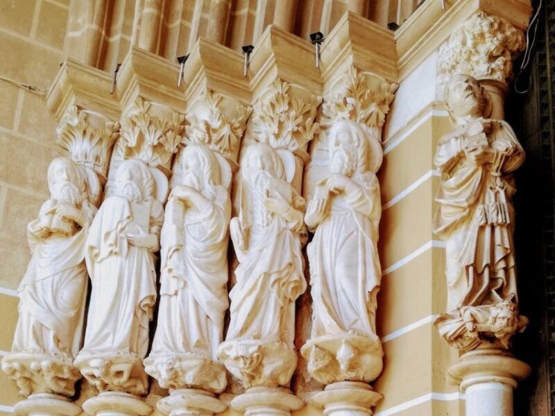 Private day tour to Évora: cork, factory, winery & the city - Introduction