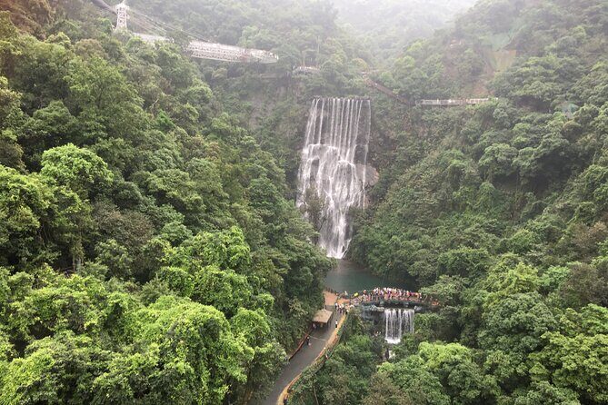 Private Day Tour to Gulong Canyon and Cave Fairland from Guangzhou - Practical Tips for Travelers