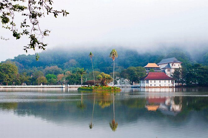 Private Day Tour To Kandy From Wadduwa - FAQ