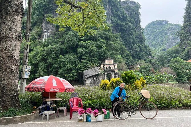 Private Day Tour to Ninh Binh, Mua Cave, Tam Coc & Bich Dong - FAQ