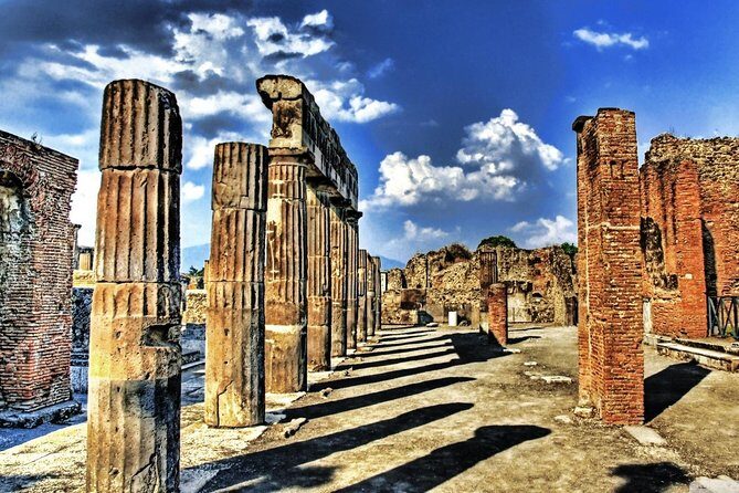 Private day tour to Pompei ,winery, Sorrento from Napoli/Salerno/Amalfi/Positano - Who Should Consider This Tour?