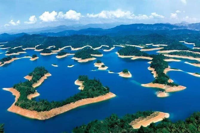 Private Day Tour to Thousand Islands Lake (Qiao Dao Lake) from Hangzhou - An In-Depth Look at the Thousand Islands Lake Private Tour