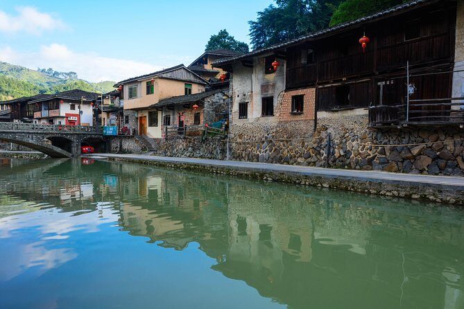 Private Day Tour To Tianluokeng Tulou from Xiamen Including Lunch - Introduction