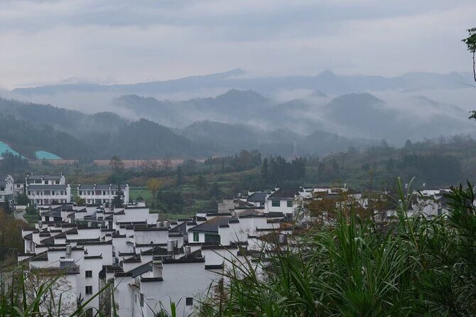 Private Day Tour to Wuyuan Huangling and Likeng villages from Tunxi in Huangshan - Starting Out: The Convenience of the Itinerary
