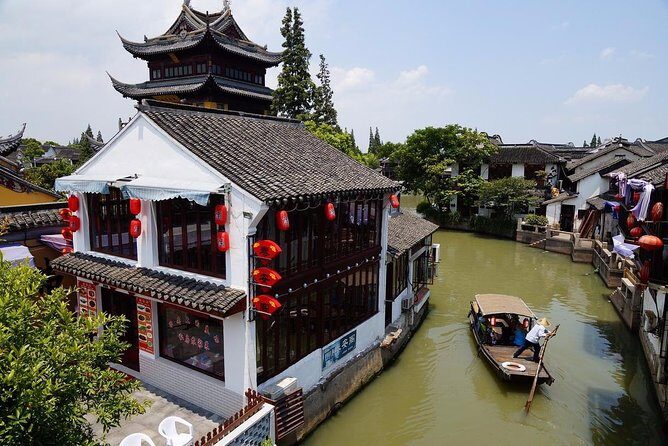 Private Day Tour to Zhujiajiao Water Town and Shanghai City Highlights - Who Should Consider This Tour?