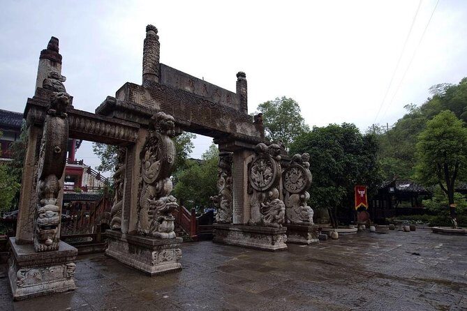 Private Day Tour: Tujia Ethnic Ancient Village of Shiyanping from Zhangjiajie - Key Points